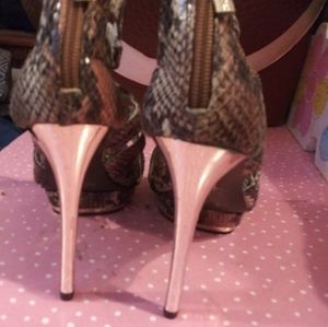 Jennifer Lopez | Shoes | High Heels | Poshmark